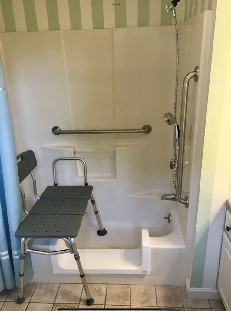 Senior Friendly Bathroom Designs for Maximum Safety and Comfort - Oakley